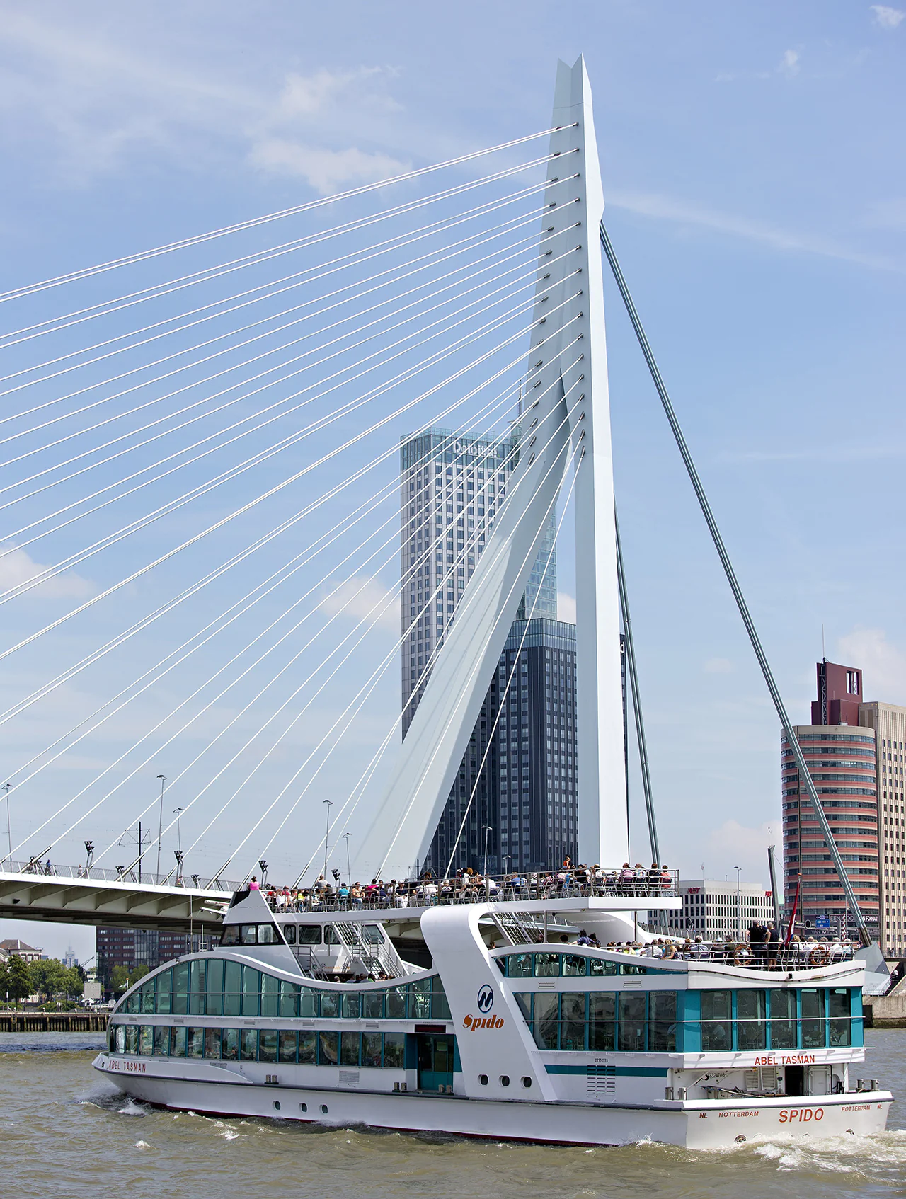 Trouwen op een boot in Rotterdam | Luxe & uitzicht | Trouwen.nl